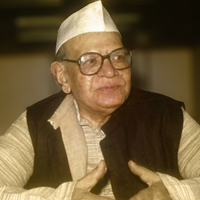 Read famous Poetry of Vishnu Prabhakar | Hindwi